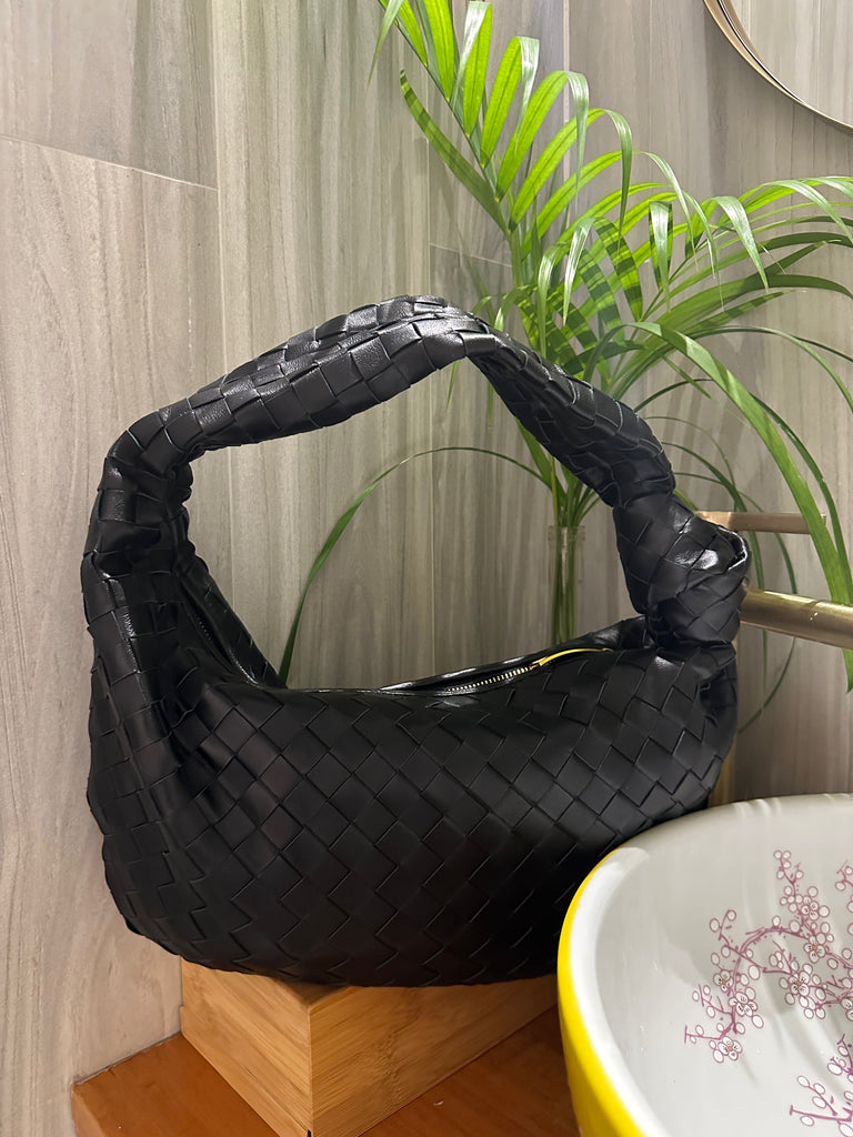 Large Knot Handwoven Handbag – Things Remembered PH